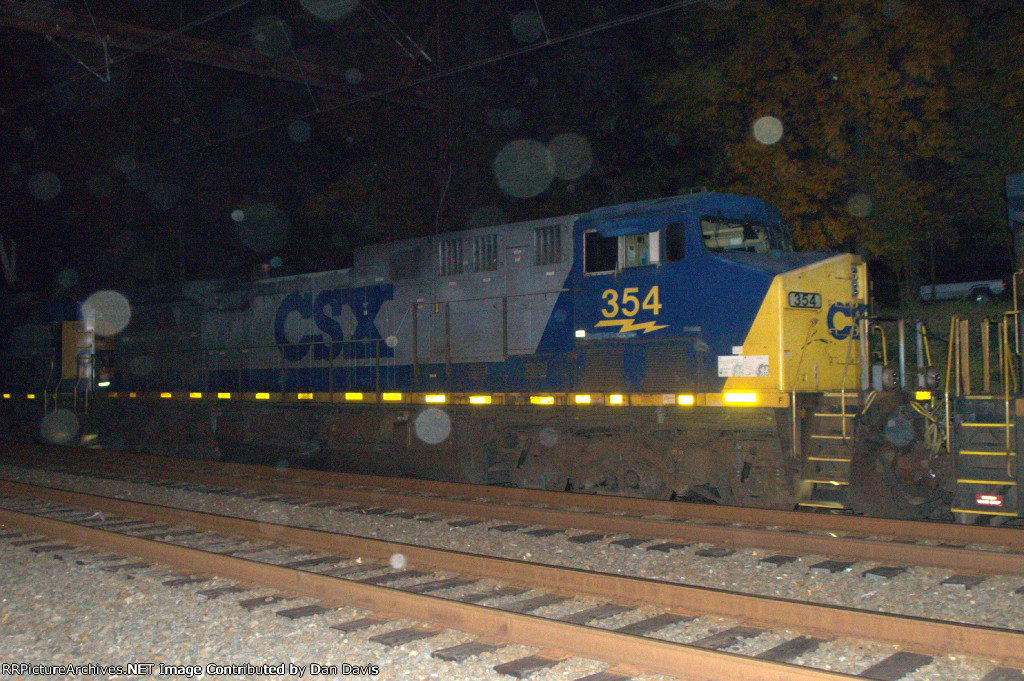 CSX 354 Q034-27